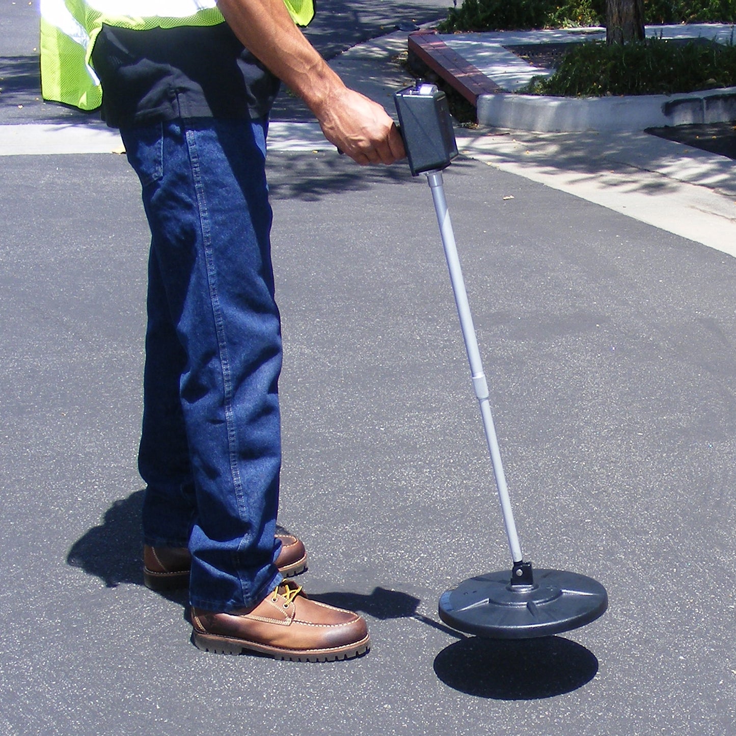 Goldak 720 Valve Locator - Precision Tool for Pros | MetalDetector.com