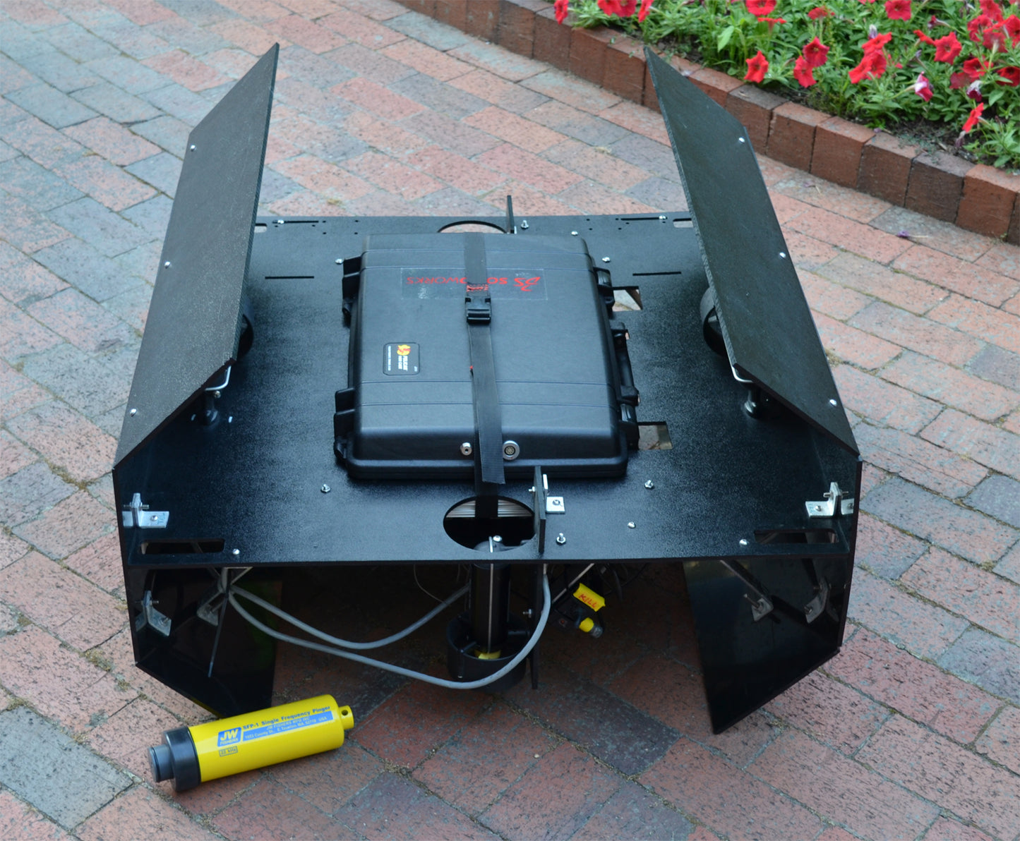 JW Fishers MLFP-1 Multi Low-Frequency Pinger | MetalDetector.com