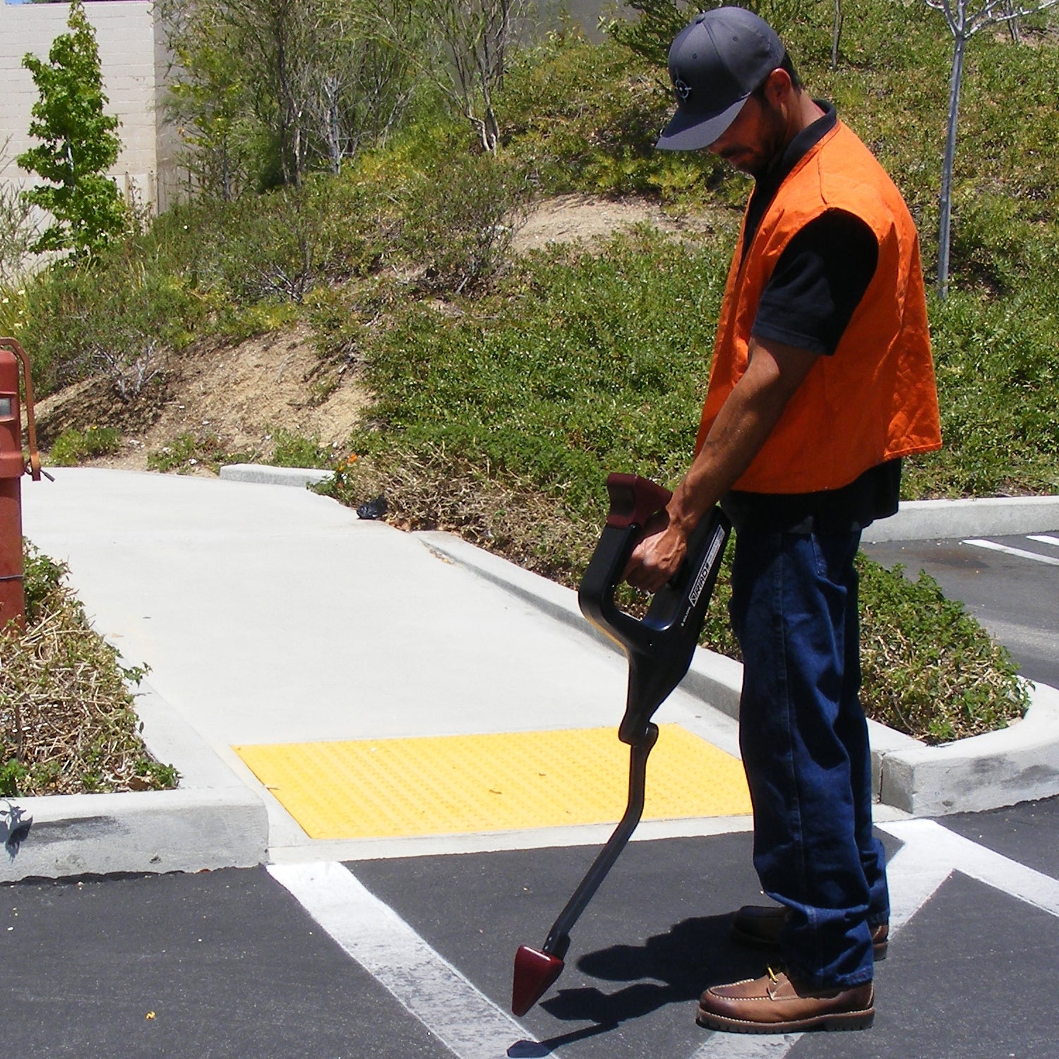 Goldak Triad 2310 ULX Pipe & Cable Locator | MetalDetector.com